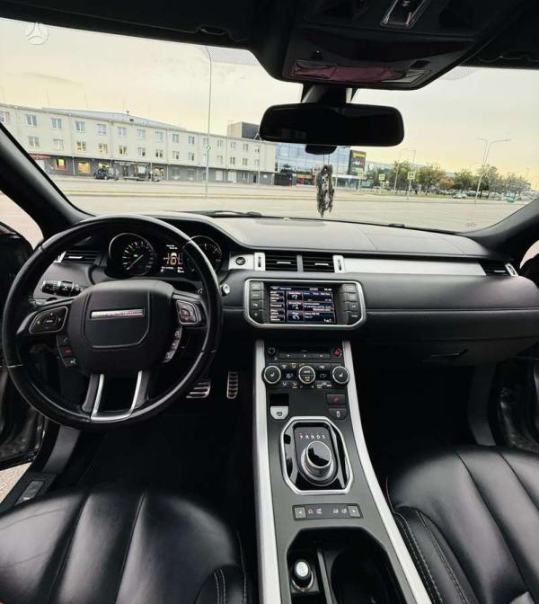 Pelēks Land Rover Range Rover Evoque 2013 Kauņa, ar dzinēja tilpumu 2.18 L un nobraukumu 270 tūkst. km par 11500 €, foto 10 vietnē AUTOMOTO.COM.LV