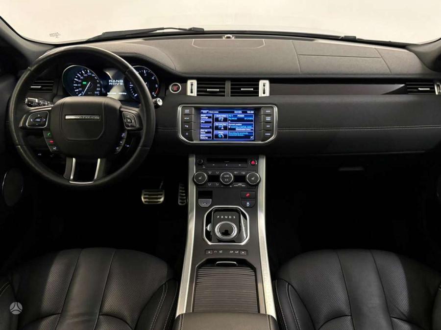 Grey Land Rover Range Rover Evoque 2013 in Marijampole, with an engine capacity of 2.18 L and mileage of 193 thousand km for 12999 €, photo 15 on AUTOMOTO.COM.LV