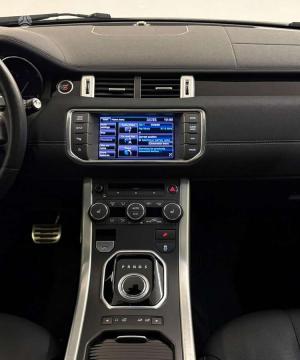 Grey Land Rover Range Rover Evoque 2013 in Marijampole, with an engine capacity of 2.18 L and mileage of 193 thousand km for 12999 €, photo 17 on AUTOMOTO.COM.LV