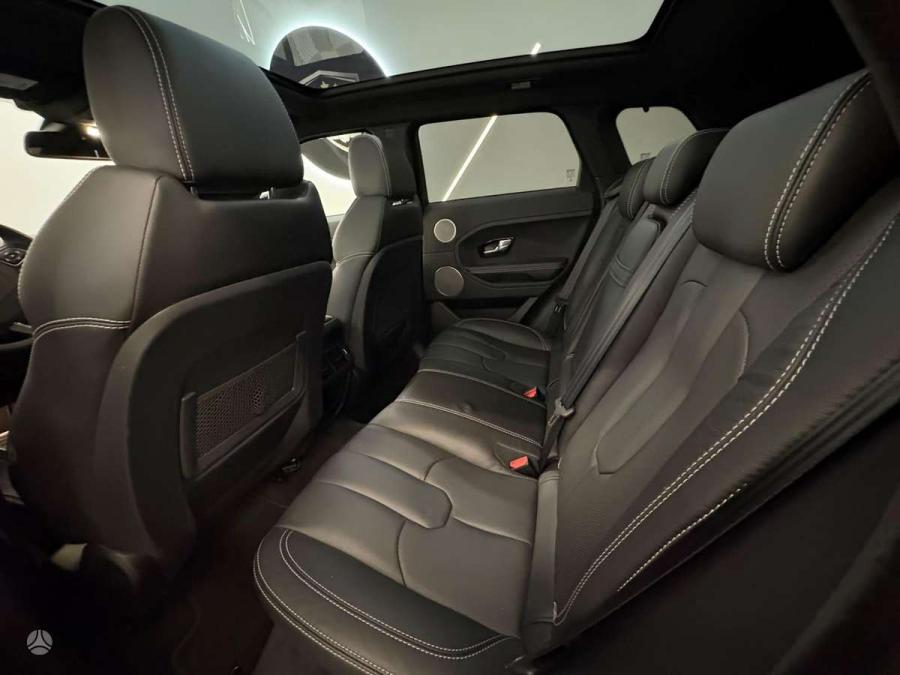 Grey Land Rover Range Rover Evoque 2013 in Marijampole, with an engine capacity of 2.18 L and mileage of 193 thousand km for 12999 €, photo 21 on AUTOMOTO.COM.LV