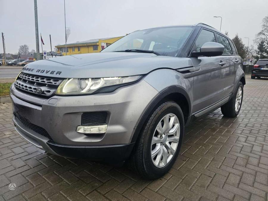 Grey Land Rover Range Rover Evoque 2014 in Taurage, with an engine capacity of 2.18 L and mileage of 251 thousand km for 6800 €, photo 1 on AUTOMOTO.COM.LV
