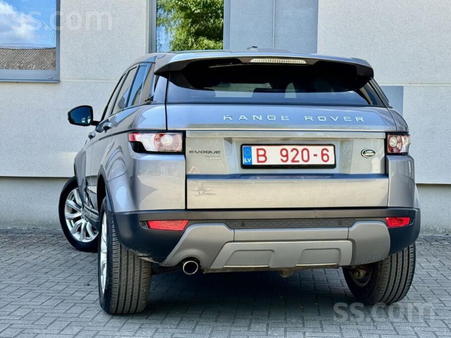 Pelēks Land Rover Range Rover Evoque 2014 Jelgava, ar dzinēja tilpumu 2.20 L un nobraukumu 0 tūkst. km par 10350 €, foto 7 vietnē AUTOMOTO.COM.LV