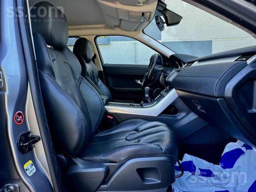 Pelēks Land Rover Range Rover Evoque 2014 Jelgava, ar dzinēja tilpumu 2.20 L un nobraukumu 0 tūkst. km par 10350 €, foto 12 vietnē AUTOMOTO.COM.LV
