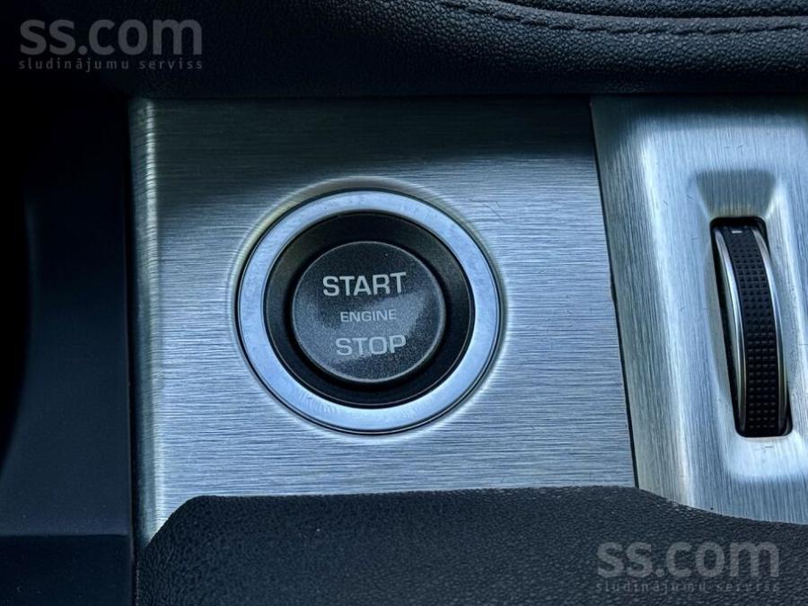 Pelēks Land Rover Range Rover Evoque 2014 Jelgava, ar dzinēja tilpumu 2.20 L un nobraukumu 0 tūkst. km par 10350 €, foto 21 vietnē AUTOMOTO.COM.LV