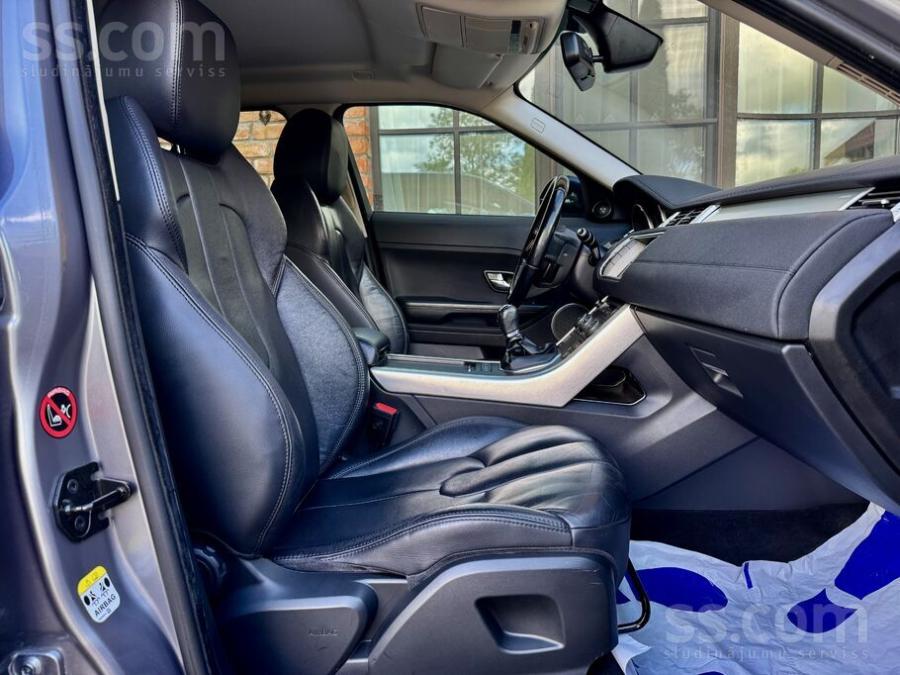 Pelēks Land Rover Range Rover Evoque 2014 Jelgava, ar dzinēja tilpumu 2.20 L un nobraukumu 0 tūkst. km par 10350 €, foto 13 vietnē AUTOMOTO.COM.LV
