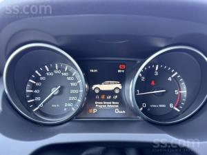 Pelēks Land Rover Range Rover Evoque 2014 Rīga, ar dzinēja tilpumu 2.20 L un nobraukumu 155 tūkst. km par 11995 €, foto 14 vietnē AUTOMOTO.COM.LV