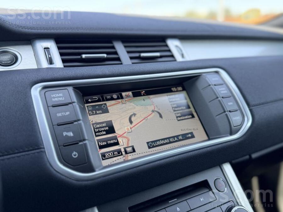 Pelēks Land Rover Range Rover Evoque 2014 Rīga, ar dzinēja tilpumu 2.20 L un nobraukumu 155 tūkst. km par 11995 €, foto 15 vietnē AUTOMOTO.COM.LV