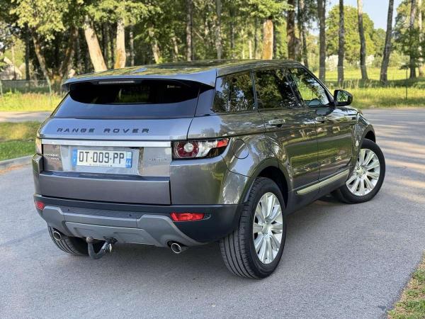 Pelēks Land Rover Range Rover Evoque 2014 Tauragė, ar dzinēja tilpumu 2.18 L un nobraukumu 200 tūkst. km par 9999 €, foto 3 vietnē AUTOMOTO.COM.LV