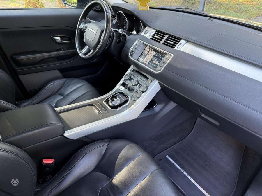 Grey Land Rover Range Rover Evoque 2014 in Kazlu Ruda, with an engine capacity of 2.18 L and mileage of 249 thousand km for 8500 €, photo 22 on AUTOMOTO.COM.LV