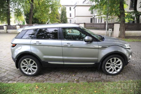 Grey Land Rover Range Rover Evoque 2014 in Jelgava, with an engine capacity of 2.20 L and mileage of 208 thousand km for 9600 €, photo 4 on AUTOMOTO.COM.LV