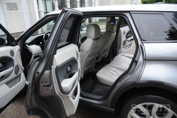 Grey Land Rover Range Rover Evoque 2014 in Jelgava, with an engine capacity of 2.20 L and mileage of 208 thousand km for 9600 €, photo 11 on AUTOMOTO.COM.LV