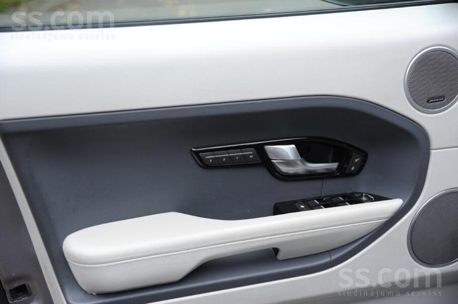 Grey Land Rover Range Rover Evoque 2014 in Jelgava, with an engine capacity of 2.20 L and mileage of 208 thousand km for 9600 €, photo 14 on AUTOMOTO.COM.LV