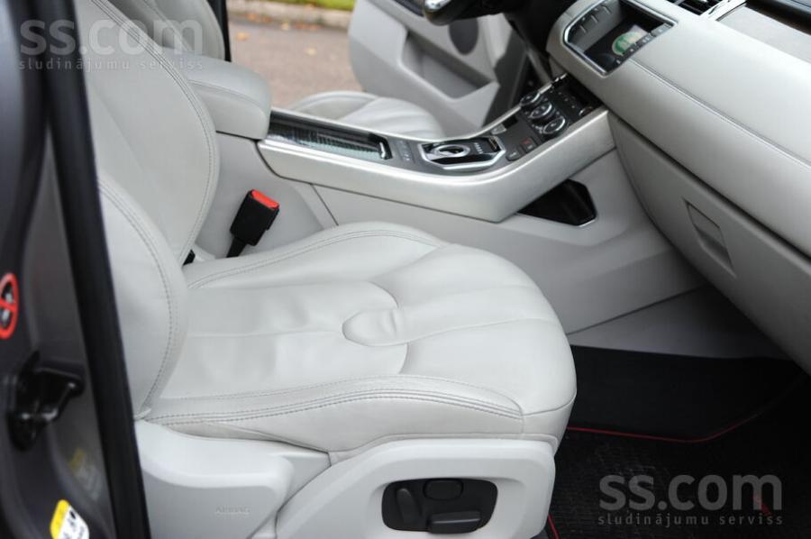 Grey Land Rover Range Rover Evoque 2014 in Jelgava, with an engine capacity of 2.20 L and mileage of 208 thousand km for 9600 €, photo 19 on AUTOMOTO.COM.LV