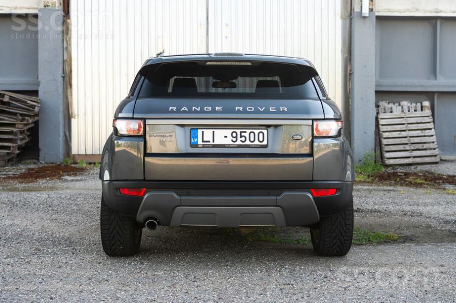 Grey Land Rover Range Rover Evoque 2015 in Valmiera, with an engine capacity of 2.20 L and mileage of 110 thousand km for 15800 €, photo 5 on AUTOMOTO.COM.LV