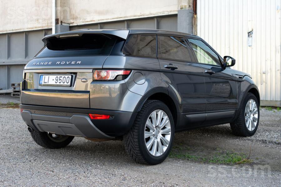 Grey Land Rover Range Rover Evoque 2015 in Valmiera, with an engine capacity of 2.20 L and mileage of 110 thousand km for 15800 €, photo 6 on AUTOMOTO.COM.LV