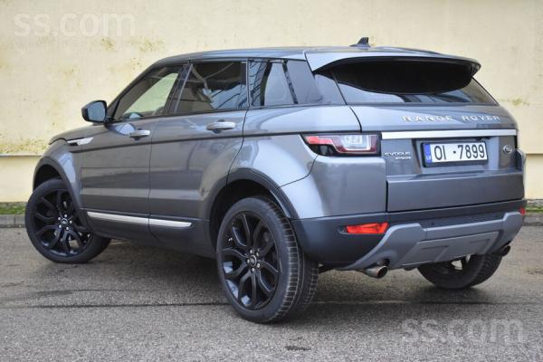 Grey Land Rover Range Rover Evoque 2015 in Talsi, with an engine capacity of 2.00 L and mileage of 177 thousand km for 14200 €, photo 2 on AUTOMOTO.COM.LV