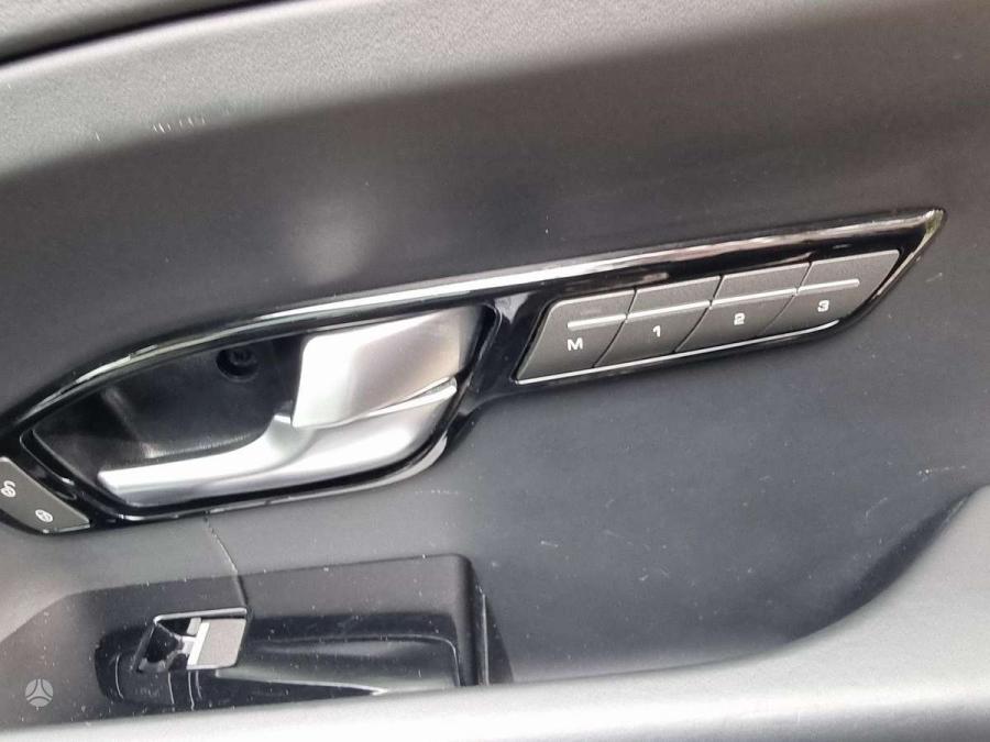Pelēks Land Rover Range Rover Evoque 2015 Viļņa, ar dzinēja tilpumu 2.18 L un nobraukumu 217 tūkst. km par 9500 €, foto 16 vietnē AUTOMOTO.COM.LV