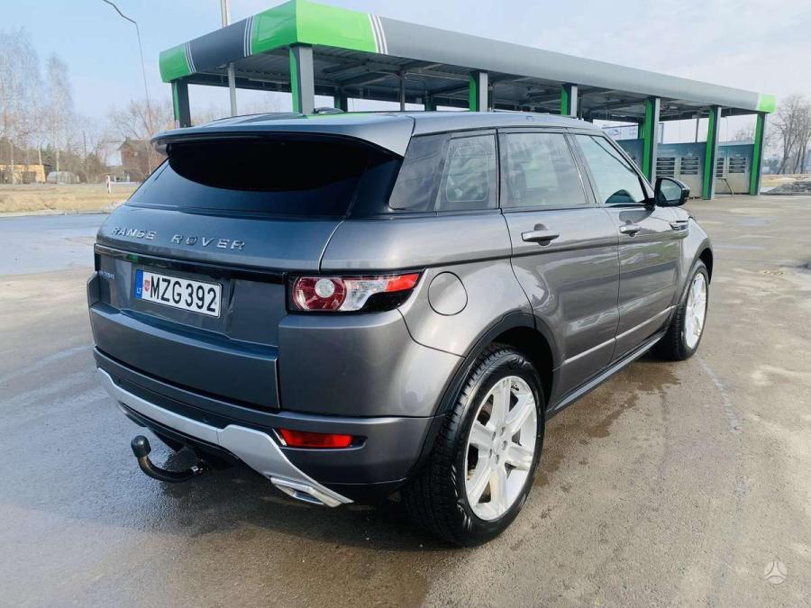 Pelēks Land Rover Range Rover Evoque 2015 Tauragė, ar dzinēja tilpumu 2.18 L un nobraukumu 152 tūkst. km par 11500 €, foto 4 vietnē AUTOMOTO.COM.LV