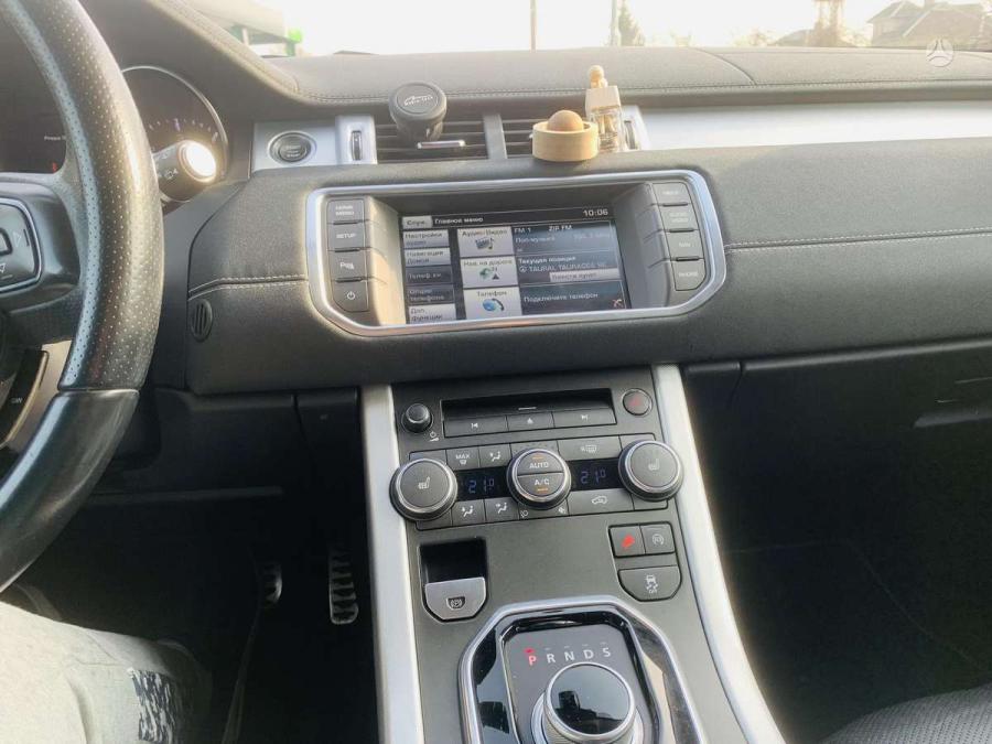 Pelēks Land Rover Range Rover Evoque 2015 Tauragė, ar dzinēja tilpumu 2.18 L un nobraukumu 152 tūkst. km par 11500 €, foto 8 vietnē AUTOMOTO.COM.LV