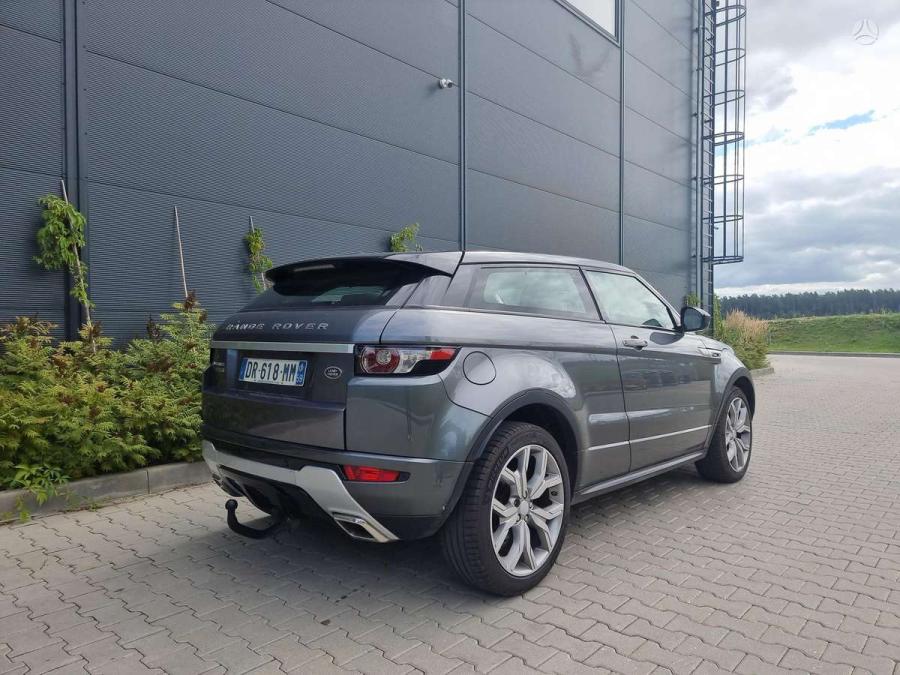 Grey Land Rover Range Rover Evoque 2015 in Vilnius, with an engine capacity of 2.18 L and mileage of 217 thousand km for 8500 €, photo 7 on AUTOMOTO.COM.LV