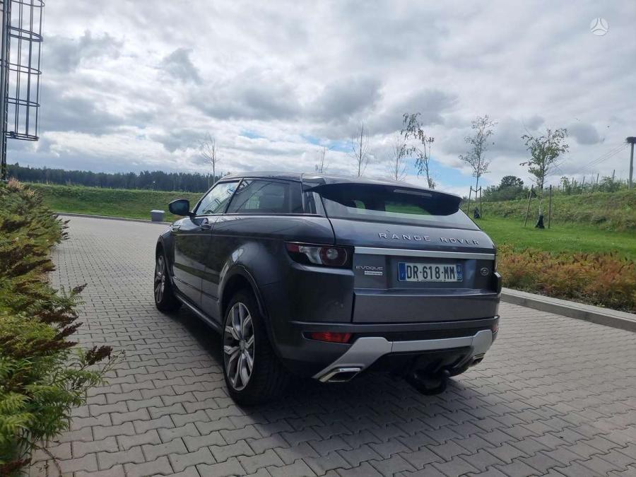 Grey Land Rover Range Rover Evoque 2015 in Vilnius, with an engine capacity of 2.18 L and mileage of 217 thousand km for 8500 €, photo 10 on AUTOMOTO.COM.LV