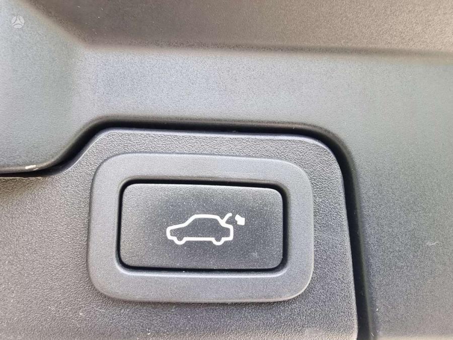 Grey Land Rover Range Rover Evoque 2015 in Vilnius, with an engine capacity of 2.18 L and mileage of 217 thousand km for 8500 €, photo 12 on AUTOMOTO.COM.LV