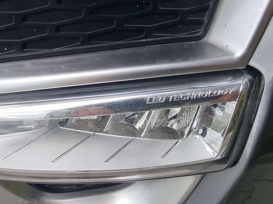 Grey Land Rover Range Rover Evoque 2015 in Vilnius, with an engine capacity of 2.18 L and mileage of 217 thousand km for 8500 €, photo 15 on AUTOMOTO.COM.LV
