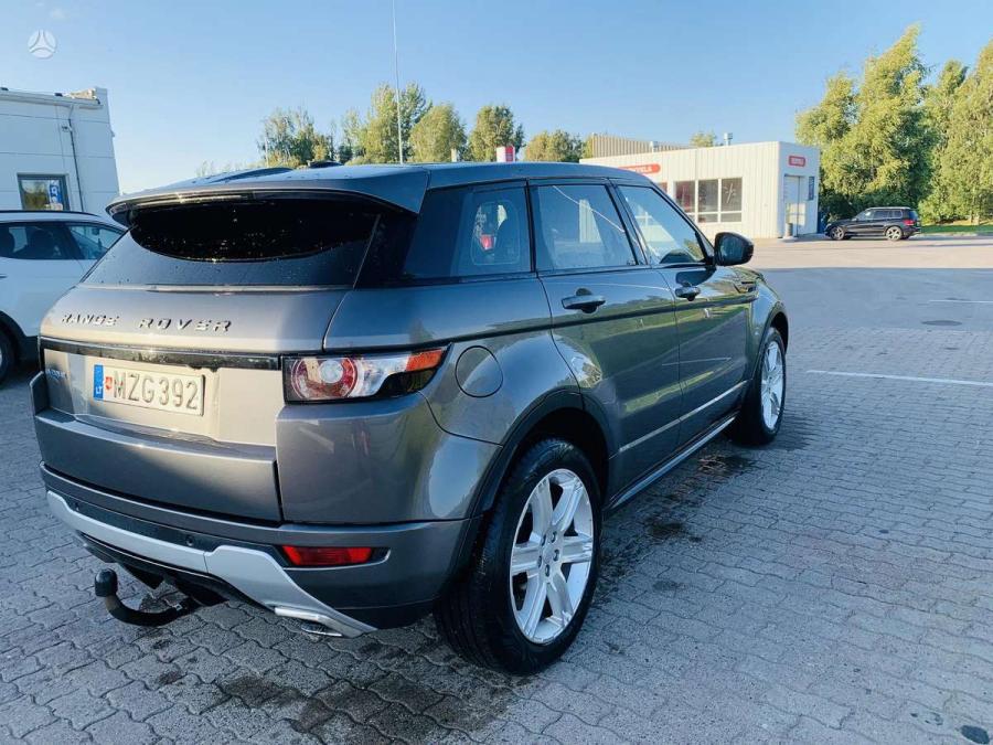 Pelēks Land Rover Range Rover Evoque 2015 Tauragė, ar dzinēja tilpumu 2.18 L un nobraukumu 152 tūkst. km par 11400 €, foto 4 vietnē AUTOMOTO.COM.LV