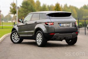 Grey Land Rover Range Rover Evoque 2015 in Jelgava, with an engine capacity of 2.20 L and mileage of 124 thousand km for 10990 €, photo 7 on AUTOMOTO.COM.LV