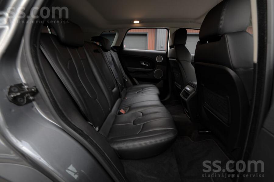 Grey Land Rover Range Rover Evoque 2015 in Jelgava, with an engine capacity of 2.20 L and mileage of 124 thousand km for 10990 €, photo 10 on AUTOMOTO.COM.LV