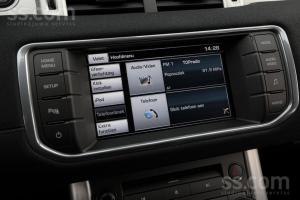 Grey Land Rover Range Rover Evoque 2015 in Jelgava, with an engine capacity of 2.20 L and mileage of 124 thousand km for 10990 €, photo 13 on AUTOMOTO.COM.LV