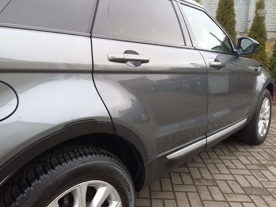 Pelēks Land Rover Range Rover Evoque 2016 Šauļi, ar dzinēja tilpumu 2.00 L un nobraukumu 179 tūkst. km par 12300 €, foto 6 vietnē AUTOMOTO.COM.LV