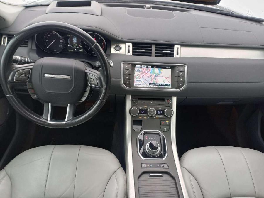 Grey Land Rover Range Rover Evoque 2016 in Siauliai, with an engine capacity of 2.00 L and mileage of 179 thousand km for 12250 €, photo 14 on AUTOMOTO.COM.LV