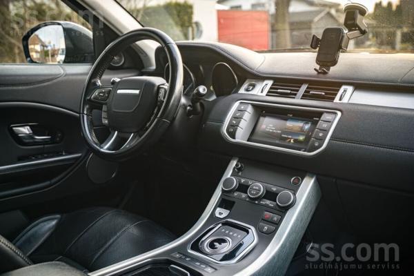 Grey Land Rover Range Rover Evoque 2016 in Riga, with an engine capacity of 2.00 L and mileage of 0 thousand km for 13990 €, photo 7 on AUTOMOTO.COM.LV