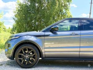 Grey Land Rover Range Rover Evoque 2016 in Siauliai, with an engine capacity of 2.18 L and mileage of 289 thousand km for 15550 €, photo 12 on AUTOMOTO.COM.LV