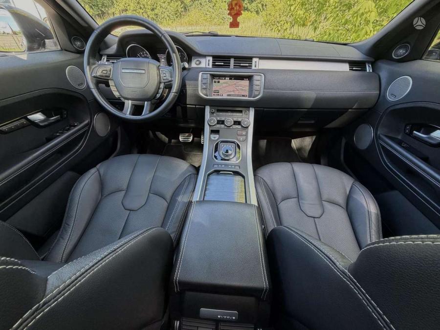 Grey Land Rover Range Rover Evoque 2016 in Siauliai, with an engine capacity of 2.18 L and mileage of 289 thousand km for 15550 €, photo 23 on AUTOMOTO.COM.LV