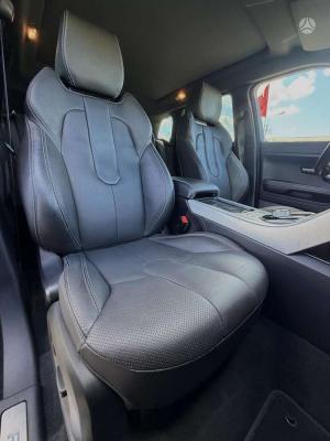 Grey Land Rover Range Rover Evoque 2016 in Siauliai, with an engine capacity of 2.18 L and mileage of 289 thousand km for 15550 €, photo 25 on AUTOMOTO.COM.LV