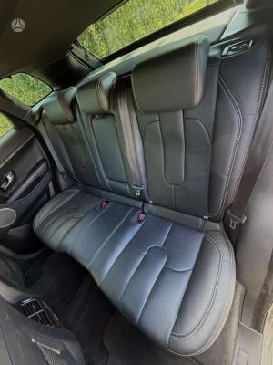 Grey Land Rover Range Rover Evoque 2016 in Siauliai, with an engine capacity of 2.18 L and mileage of 289 thousand km for 15550 €, photo 28 on AUTOMOTO.COM.LV