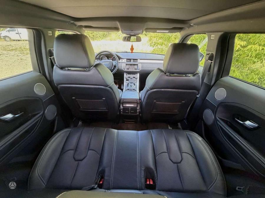 Grey Land Rover Range Rover Evoque 2016 in Siauliai, with an engine capacity of 2.18 L and mileage of 289 thousand km for 15550 €, photo 30 on AUTOMOTO.COM.LV