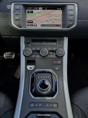 Grey Land Rover Range Rover Evoque 2016 in Siauliai, with an engine capacity of 2.18 L and mileage of 289 thousand km for 15550 €, photo 33 on AUTOMOTO.COM.LV
