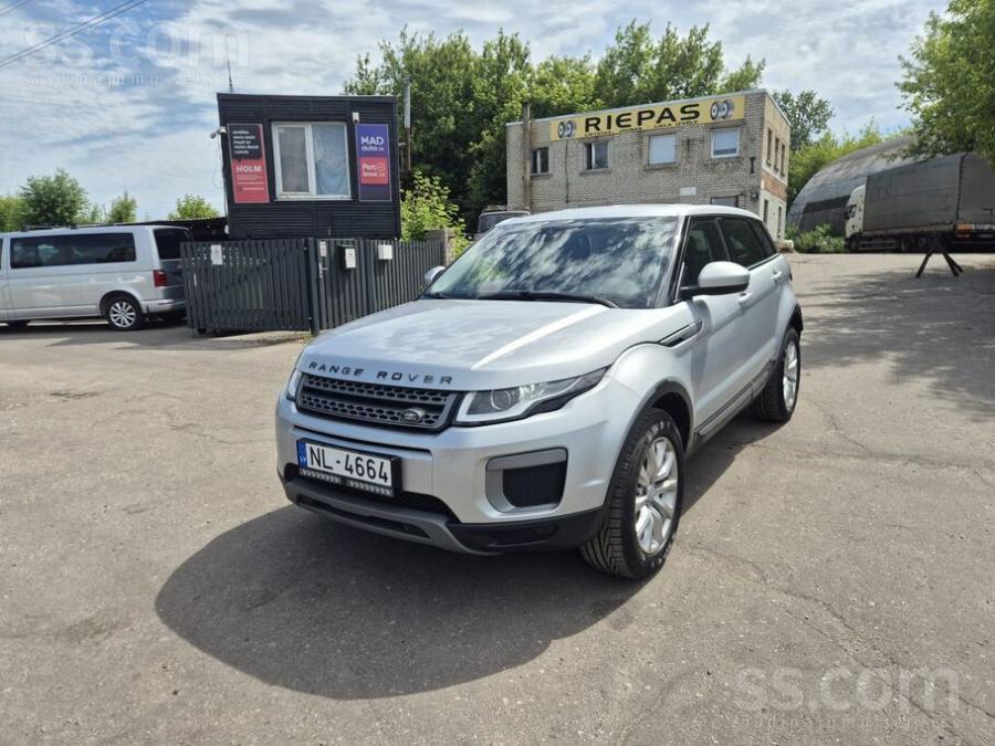 Grey Land Rover Range Rover Evoque 2016 in Riga, with an engine capacity of 2.00 L and mileage of 188 thousand km for 12490 €, photo 1 on AUTOMOTO.COM.LV