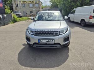Grey Land Rover Range Rover Evoque 2016 in Riga, with an engine capacity of 2.00 L and mileage of 188 thousand km for 12490 €, photo 4 on AUTOMOTO.COM.LV