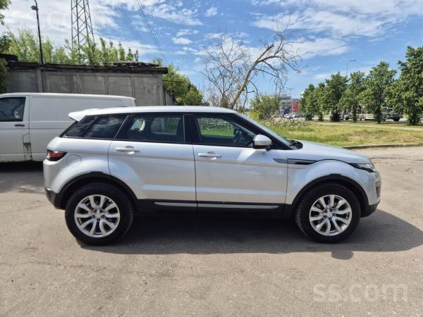 Pelēks Land Rover Range Rover Evoque 2016 Rīga, ar dzinēja tilpumu 2.00 L un nobraukumu 188 tūkst. km par 12490 €, foto 5 vietnē AUTOMOTO.COM.LV