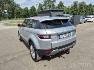 Grey Land Rover Range Rover Evoque 2016 in Riga, with an engine capacity of 2.00 L and mileage of 188 thousand km for 12490 €, photo 9 on AUTOMOTO.COM.LV