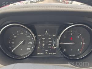 Grey Land Rover Range Rover Evoque 2016 in Riga, with an engine capacity of 2.00 L and mileage of 188 thousand km for 12490 €, photo 15 on AUTOMOTO.COM.LV