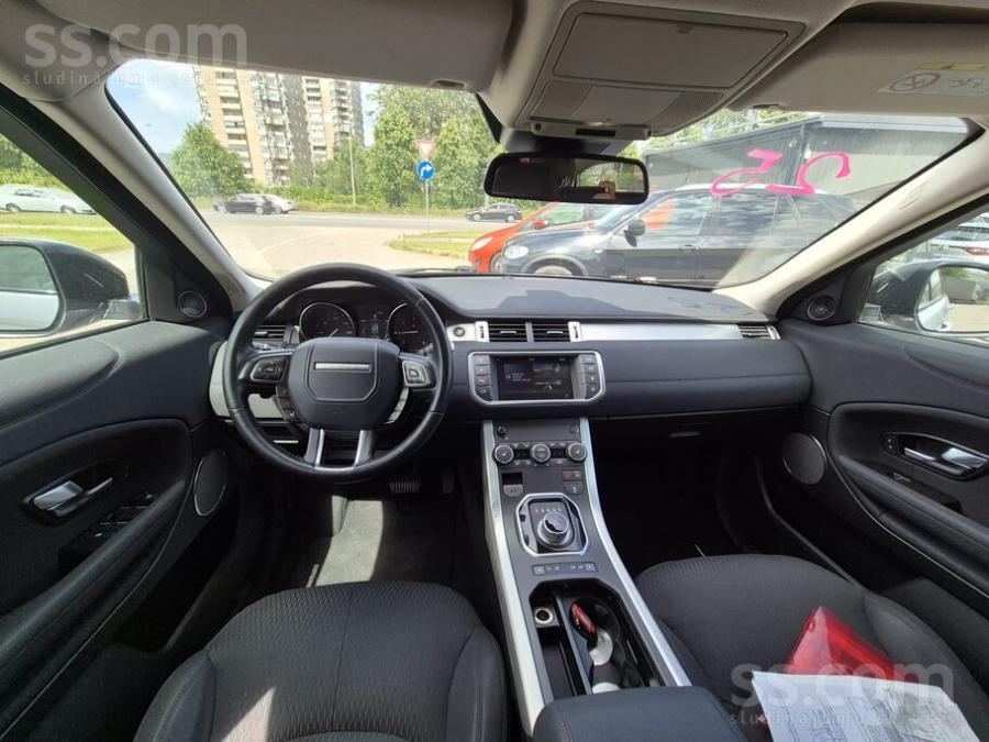 Grey Land Rover Range Rover Evoque 2016 in Riga, with an engine capacity of 2.00 L and mileage of 188 thousand km for 12490 €, photo 17 on AUTOMOTO.COM.LV