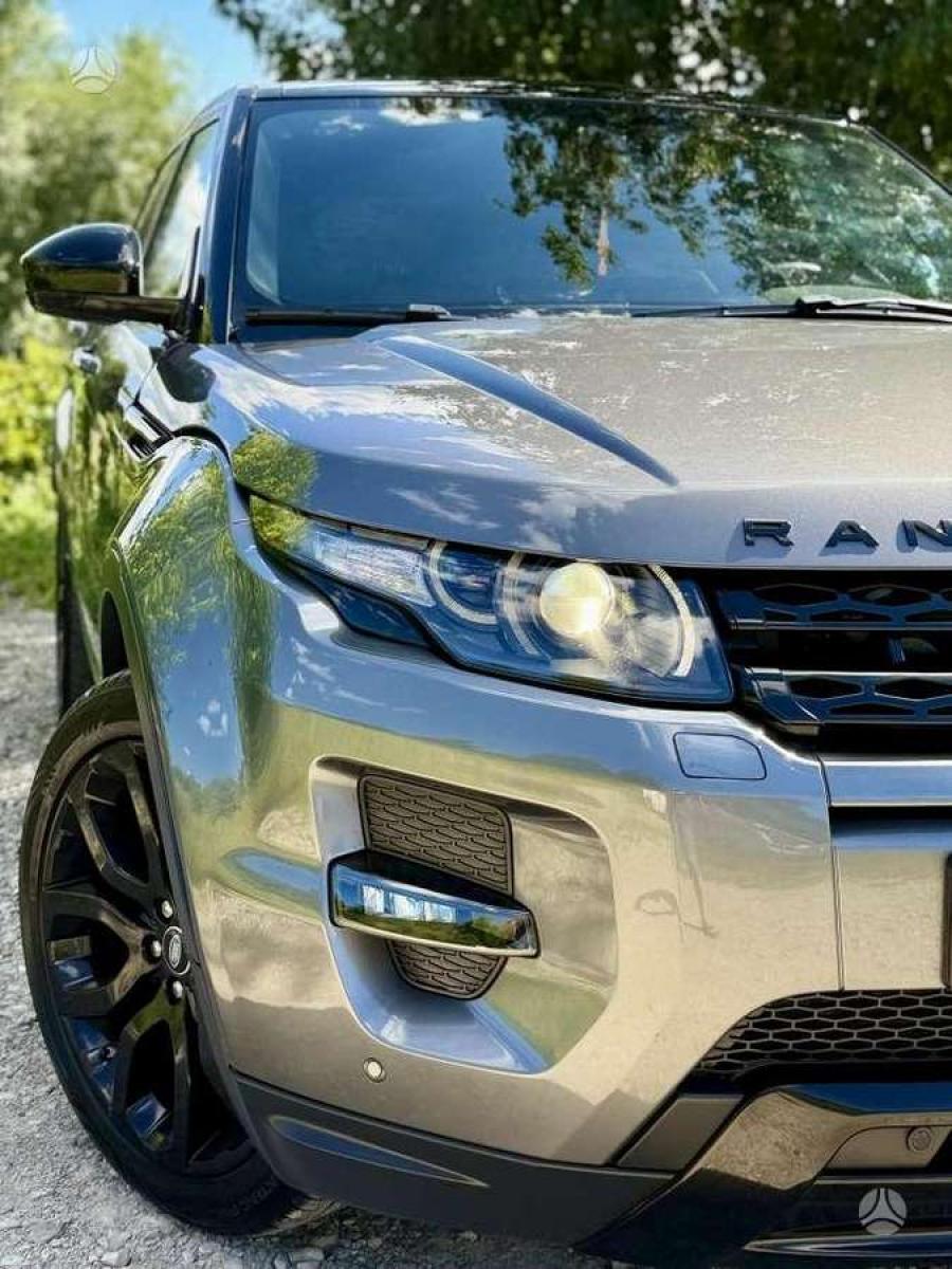 Grey Land Rover Range Rover Evoque 2016 in Siauliai, with an engine capacity of 2.18 L and mileage of 289 thousand km for 15550 €, photo 18 on AUTOMOTO.COM.LV