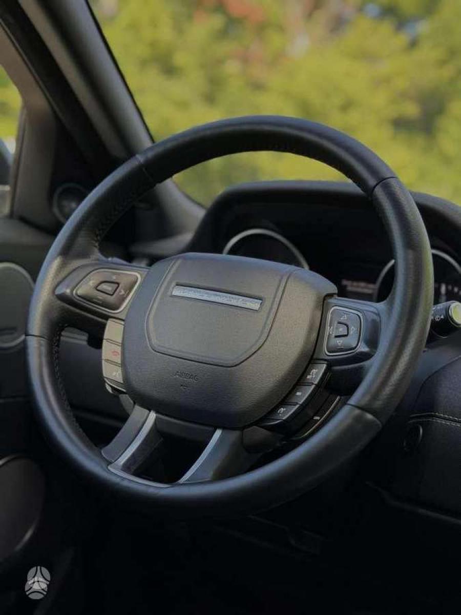 Grey Land Rover Range Rover Evoque 2016 in Siauliai, with an engine capacity of 2.18 L and mileage of 289 thousand km for 15550 €, photo 22 on AUTOMOTO.COM.LV