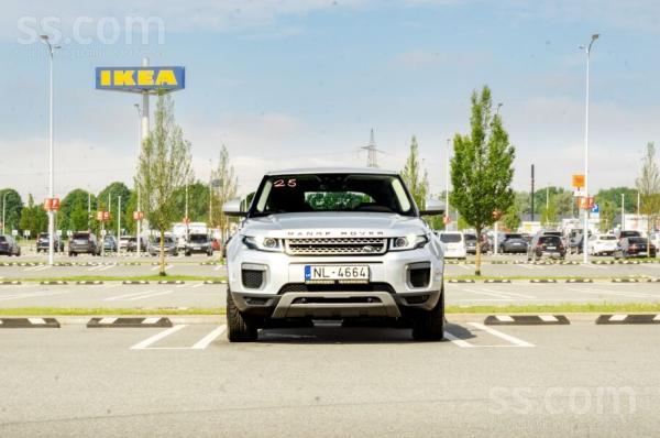 Pelēks Land Rover Range Rover Evoque 2016 Rīga, ar dzinēja tilpumu 2.00 L un nobraukumu 188 tūkst. km par 12490 €, foto 3 vietnē AUTOMOTO.COM.LV