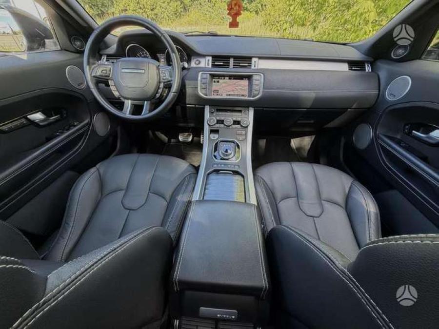 Grey Land Rover Range Rover Evoque 2016 in Siauliai, with an engine capacity of 2.18 L and mileage of 289 thousand km for 15550 €, photo 23 on AUTOMOTO.COM.LV